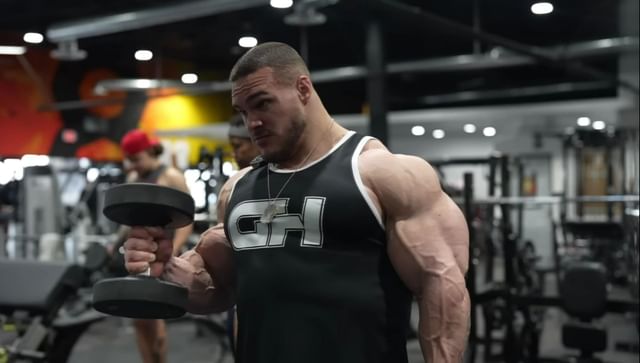 Nick Walker starts 2023 Arnold Classic prep by crushing chest and ...