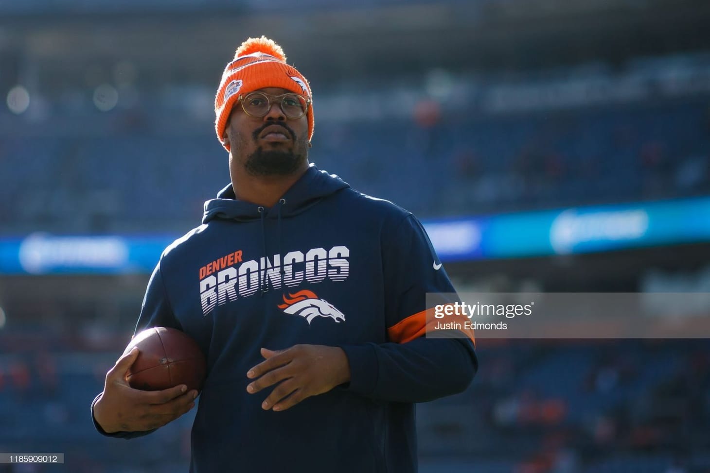 Von Miller Profile - Bio, Game Log, Career Stats, Draft, College, News ...