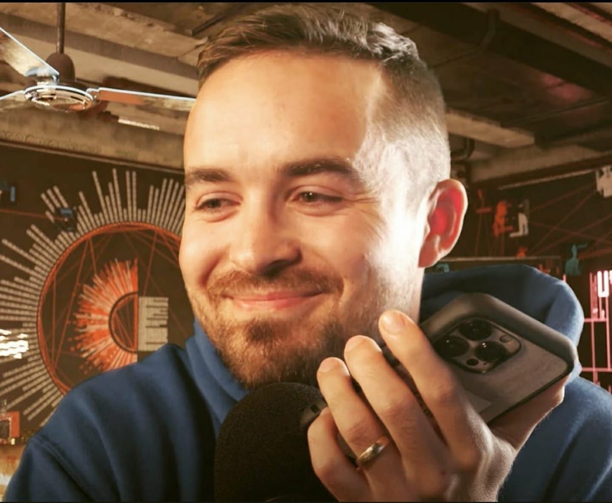 How old is Coffeezilla?