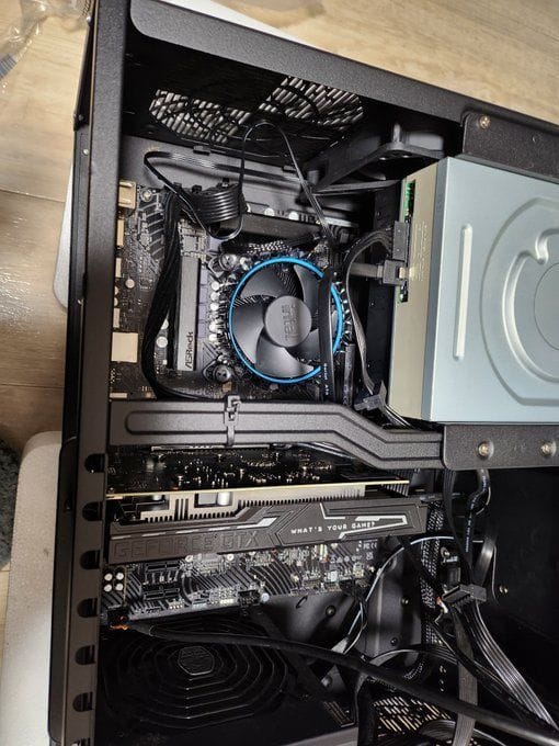 How to choose motherboards for the Nvidia RTX 4090?