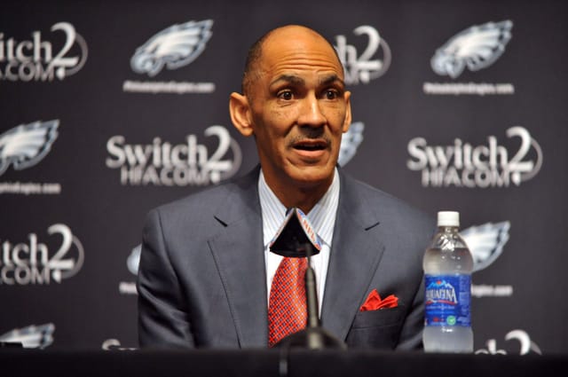 NFL fans blast Tony Dungy over yet another apology over misinformed ...