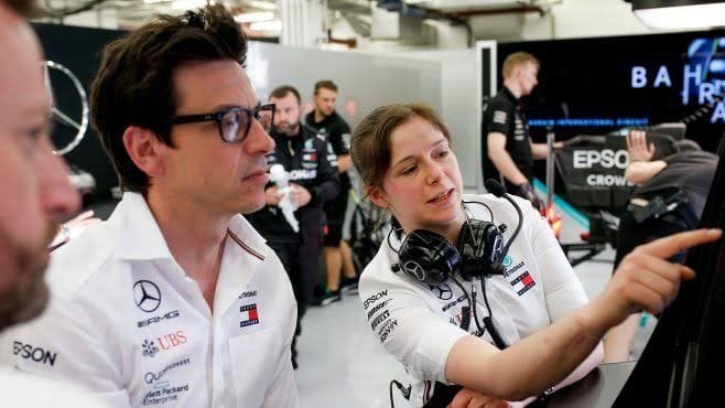 Who is Rosie Wait? Mercedes lady who took Lewis Hamilton to victory set ...