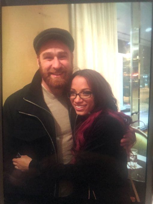 34-year-old WWE star sends a heartwarming message to Mercedes Moné and ...