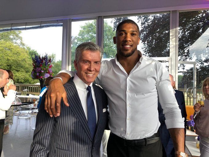 Legendary ring announcer Michael Buffer endorses current WWE personality