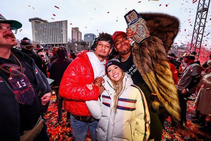 IN PHOTOS: Patrick Mahomes shares victory parade pictures alongside ...