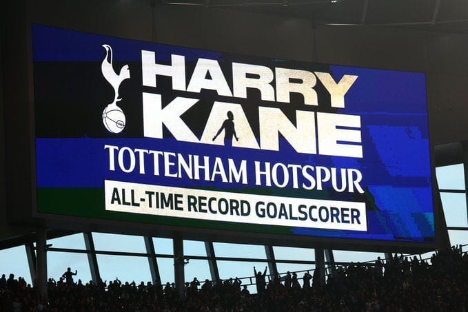 "Spurs helping Arsenal in a title race" - Twitter erupts as Harry Kane becomes Tottenham's all ...