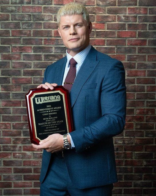 [Watch] Cody Rhodes throws beer at former WWE Champion at a recent live ...