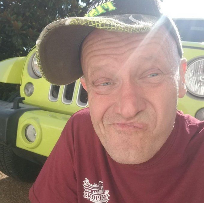 Who was Tom Dees? Tributes pour in as Fox13 News journalist dies at 57