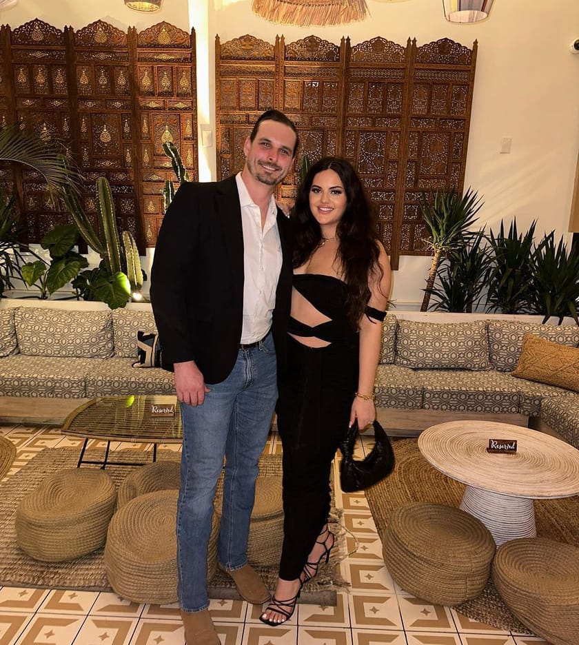 Who ends up together on Love is Blind season 3?