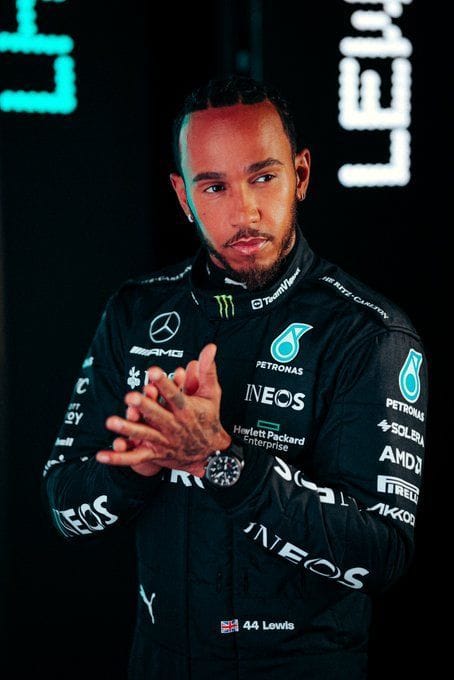 “It looks great in black” - Lewis Hamilton shares his thought about ...
