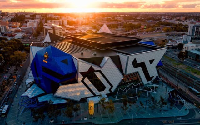 UFC 284 Stadium RAC Arena: When was it opened and what is its capacity?