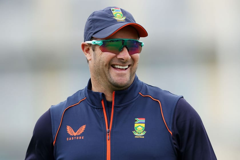 "I'm not going to tell his name now" - Mumbai Indians coach Mark ...