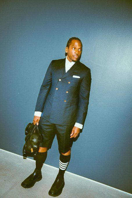 "Our Superstar": NCT Johnny stuns fans with his runway model look at ...