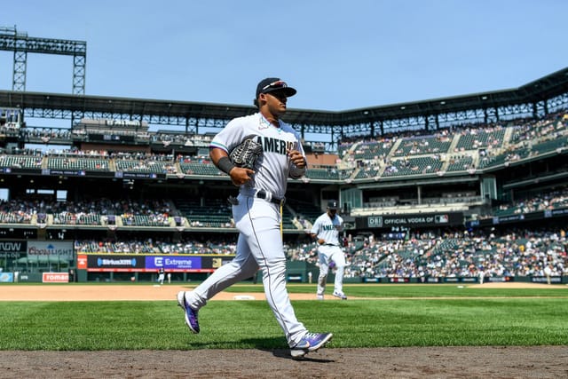 Yankees Top 30 Prospects: Oswald Peraza and Anthony Volpe headline ...