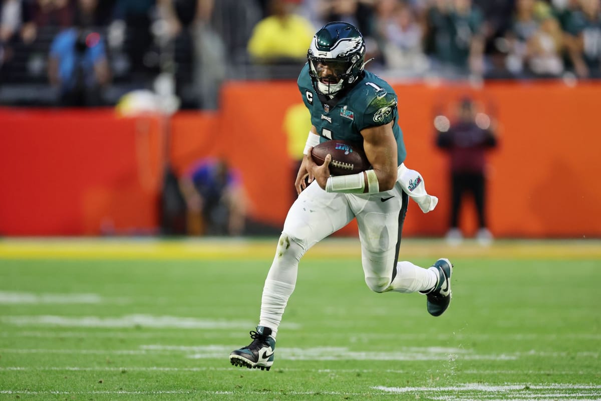 Patrick Mahomes explains Chiefs' hilarious 'Pikachu' formation trick ...