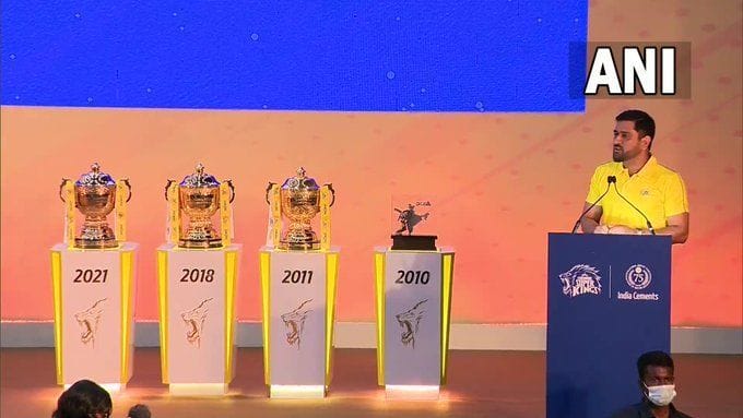 Picture: MS Dhoni’s autographed bat leaves Yogi Babu ecstatic