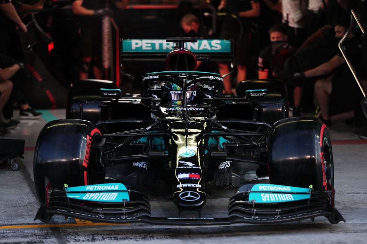 Mercedes W14 LEAKED! Silver Arrows bring back BLACK LIVERY as F1 car ...