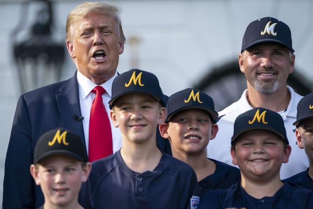 Donald Trump once revealed which New York baseball team his allegiance ...