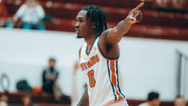 Who is Antoine Davis and how does he put Pete Maravich’s NCCA record in ...