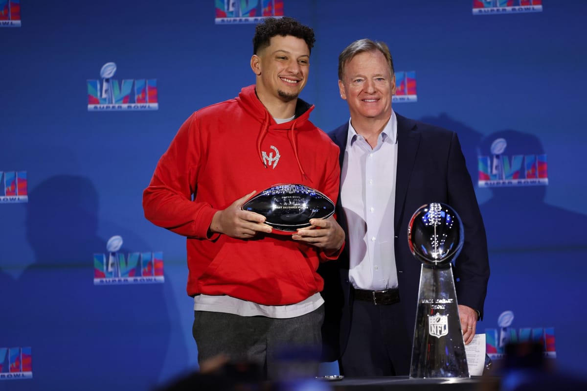 3 NFL players with multiple league and Super Bowl MVPs ft. Patrick Mahomes