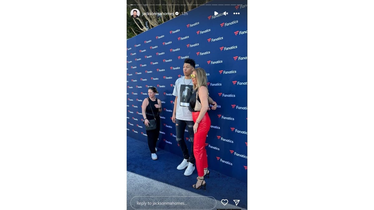 Patrick Mahomes' mom Randi and Shaq compare rings ahead of Super Bowl ...