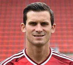 Pascal Groß | Brighton & Hove Albion Player Profile