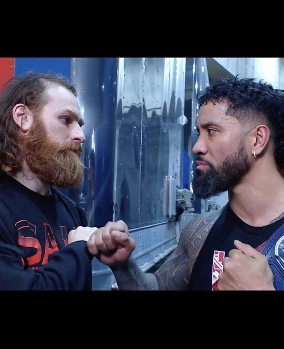 WWE: 38-year-old SmackDown star set to appear on tonight's WWE RAW ...