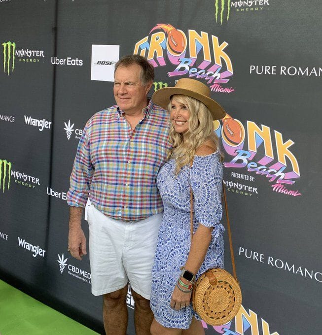 Rob Gronkowski recalls wild story about cop showing up at one of his ragers