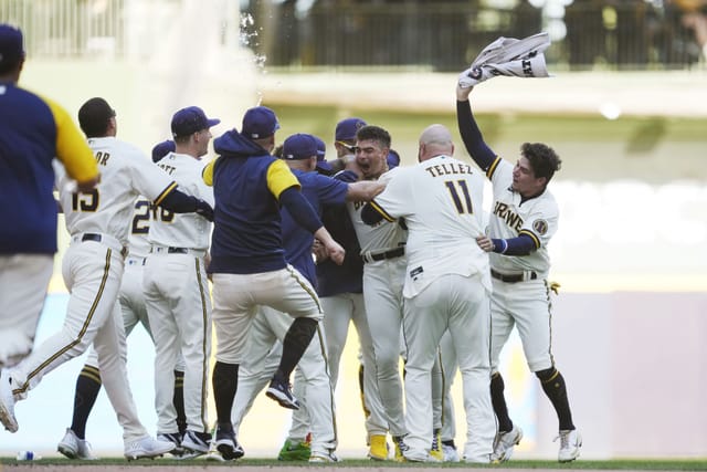 Milwaukee Brewers: Tickets, Schedule, TV and Radio Listings | MLB ...