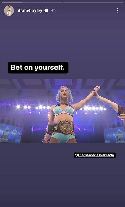 33 Year Old Wwe Superstar Sends Out A Strong Message To Mercedes Mone