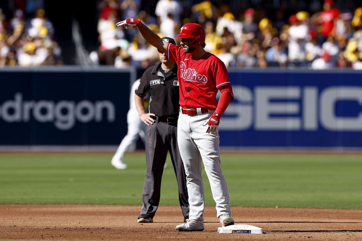 Baseball fans react to MLB making rule of starting runner at second ...