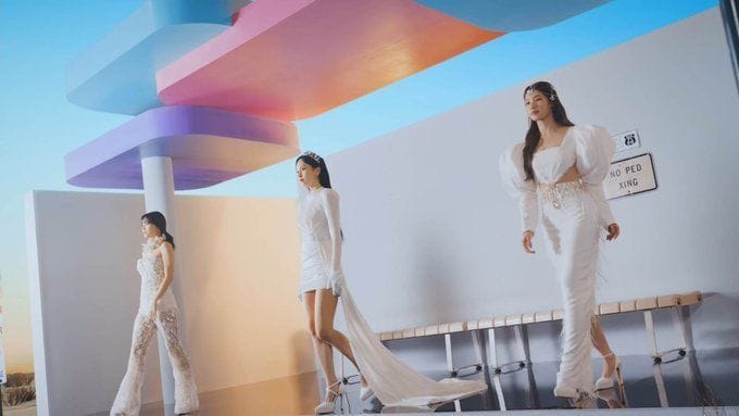 “MISAMO You made it”: Fans react as Mina, Sana, and Momo are set to make their debut as TWICE’s ...