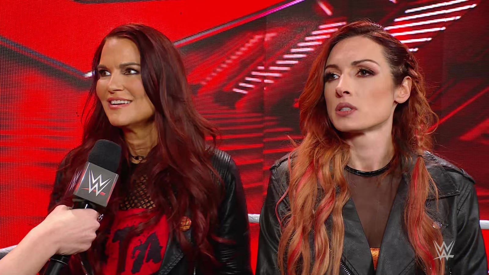 Missing WWE star returns to help new tag team, controversial star to ...