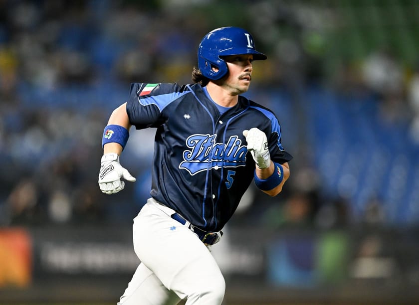 WATCH: Arizona Diamondbacks prospect Dominic Fletcher grabs an ...