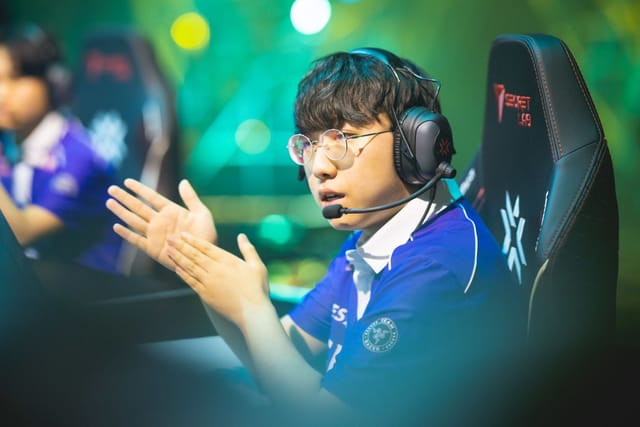 BuZz Valorant settings (2023): Crosshair, configuration, keybinds, sensitivity, and more