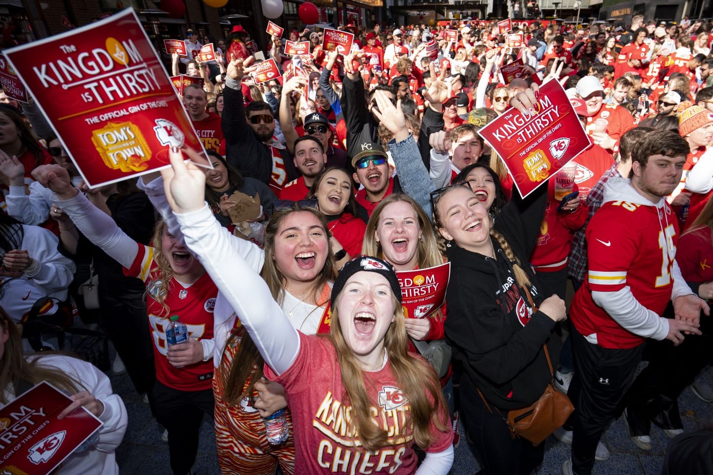 ChiefsAholic slammed for skipping bail after Chiefs superfan's arrest ...