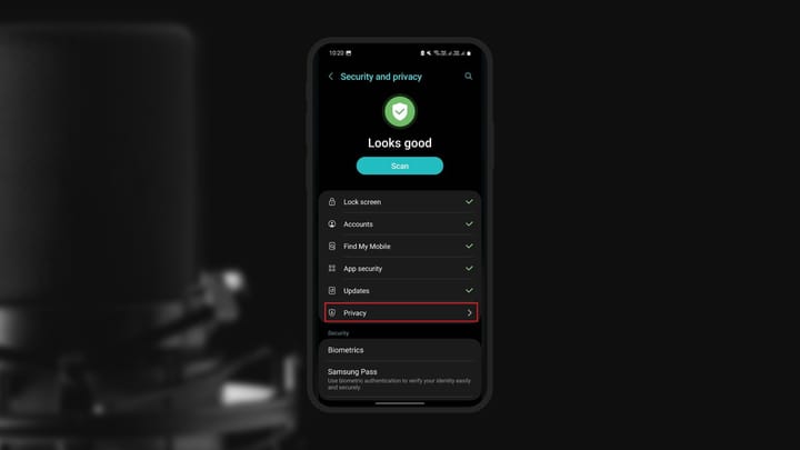 How to turn off microphone on Android devices