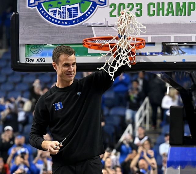 What is Duke coach Jon Scheyer's salary? Contract and other details ...