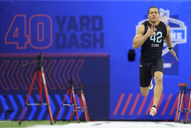 What's the average 40-yard dash time for each NFL position? Looking at ...