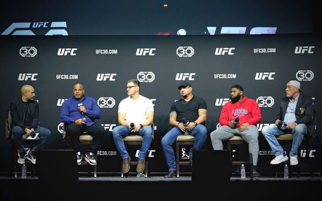 Expert UFC heavyweight panel breaks down and predicts Jon Jones vs ...