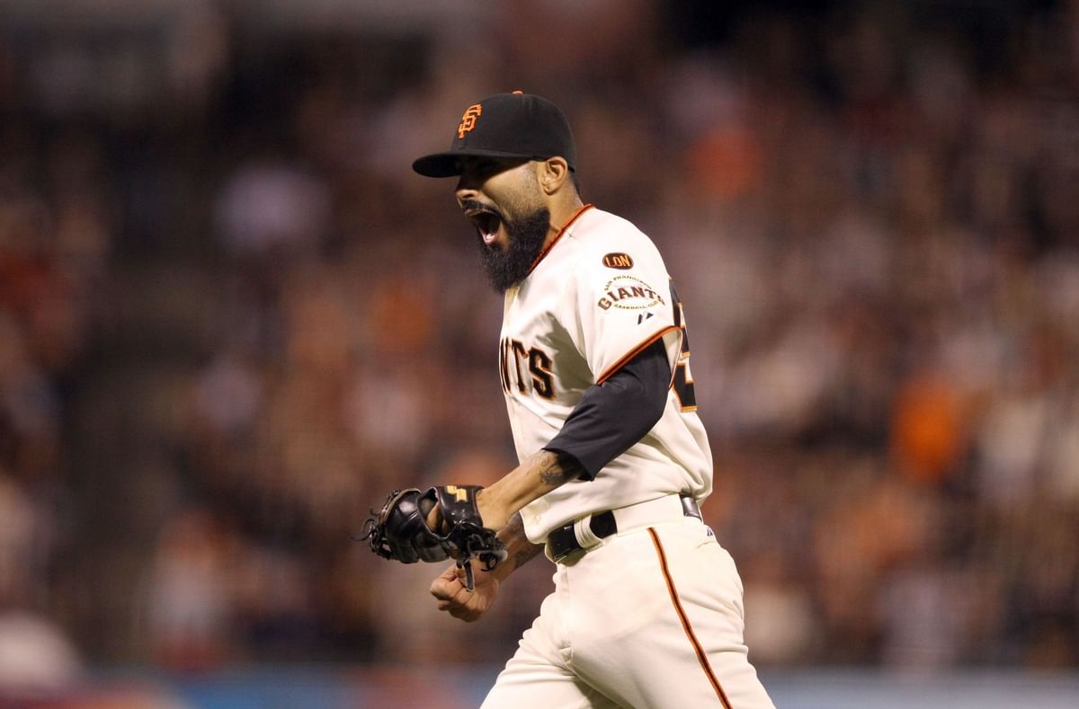 MLB fans react to Sergio Romo signature swapping with kids, wears ...