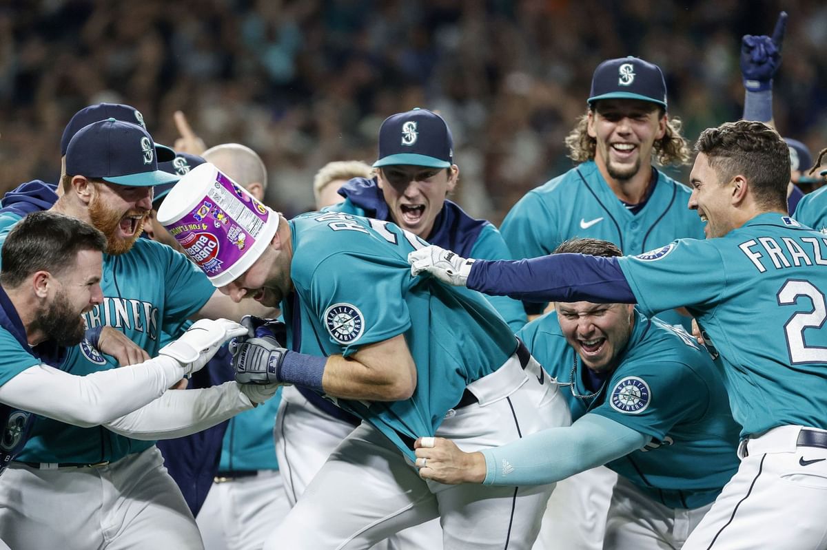 Why is Cal Raleigh called "The Big Dumper"? Learn how his pronounced ...