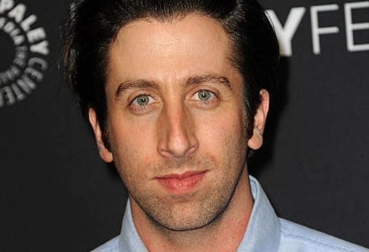 How much is Simon Helberg's net worth as of 2023?
