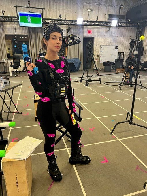 Who is the voice actor for Modern Warfare 2's Valeria Garza