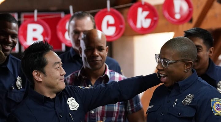 Who plays Hen on 911?