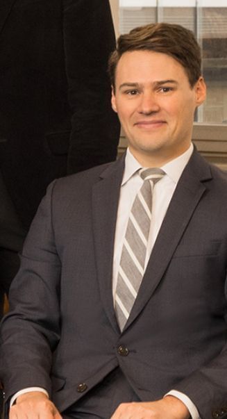 James Egan: Who is James Egan? Gwyneth Paltrow lawyer's Spotify song ...