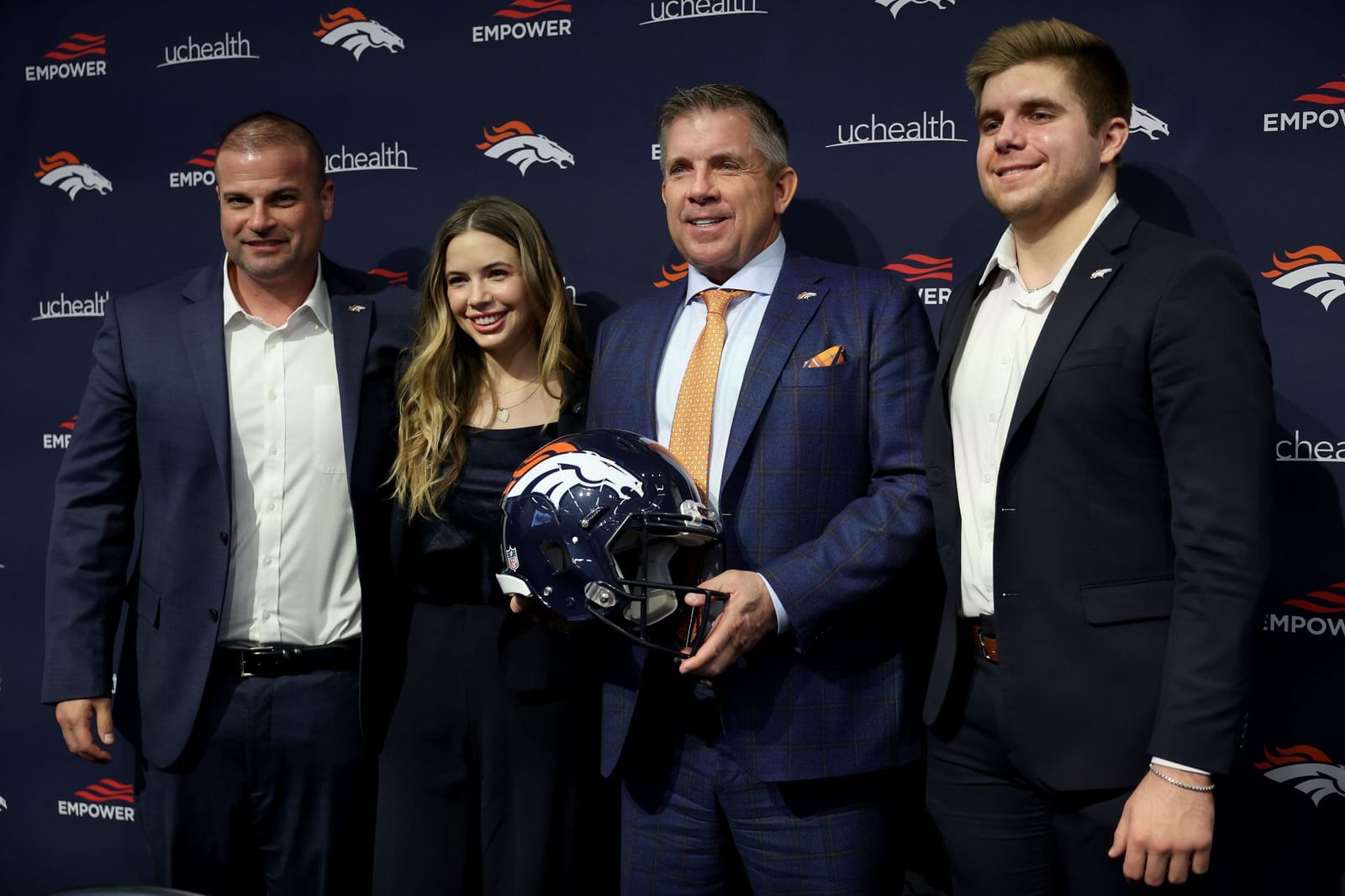 "What an absolute loser" - NFL fans grill Broncos insider for revealing ...