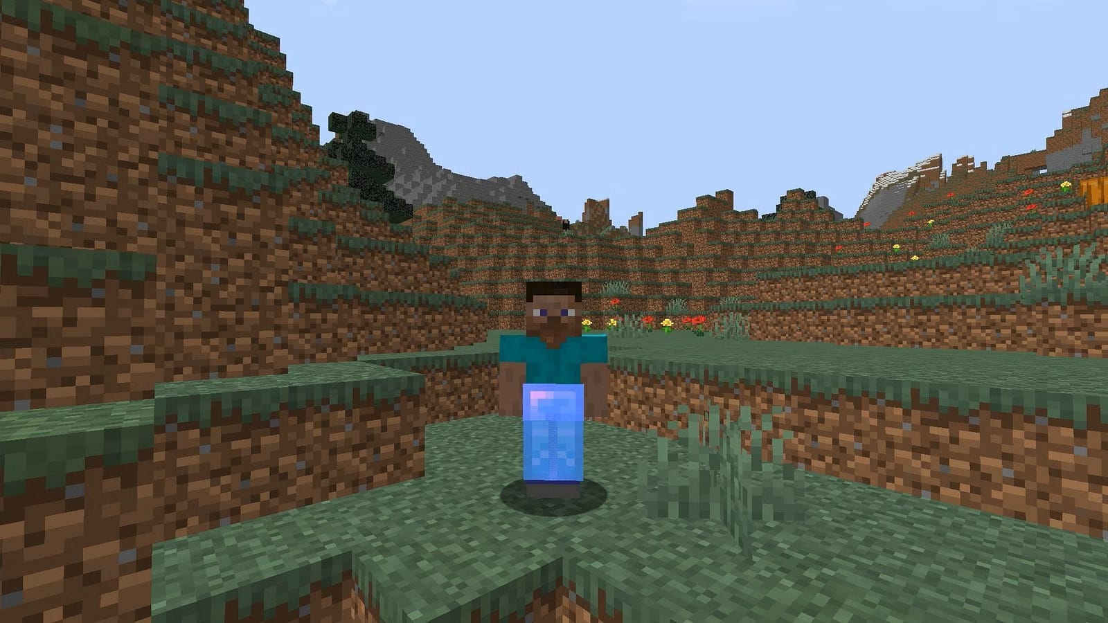 What does Swift Sneak enchantment do in Minecraft?
