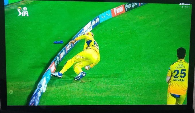 "Once Fixers Always Fixers"- Fans react after 3rd umpire makes a ...