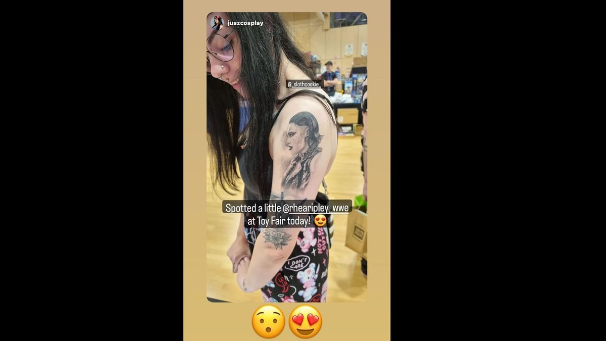 Rhea Ripley reacts to fan's arm tattoo